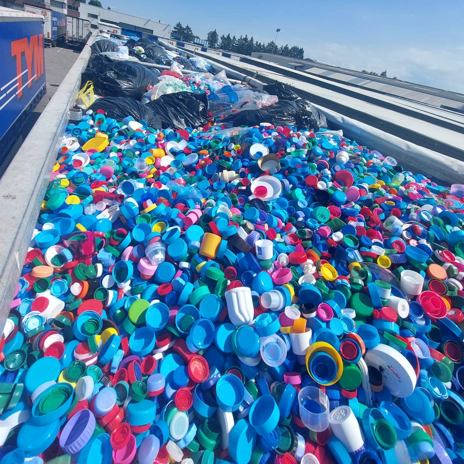 La collecte des bouchons évolue – Bouchons et Compagnie